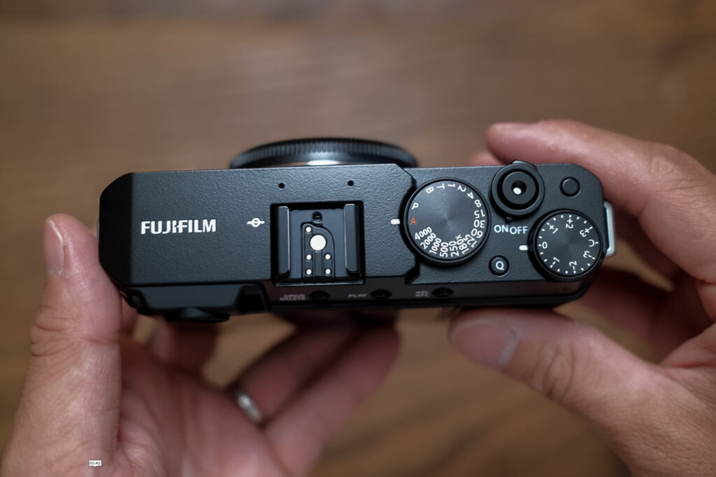 FUJIFILM X-E4を買った理由と、使い始めて気づいたこと - Shutter Loop
